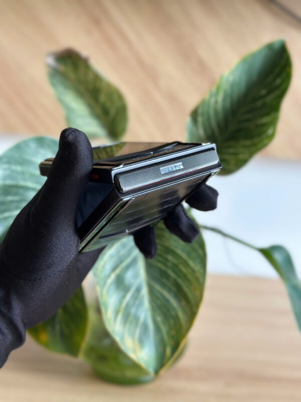 Vertu Iron Flip Chính Hãng - Di Động Cổ